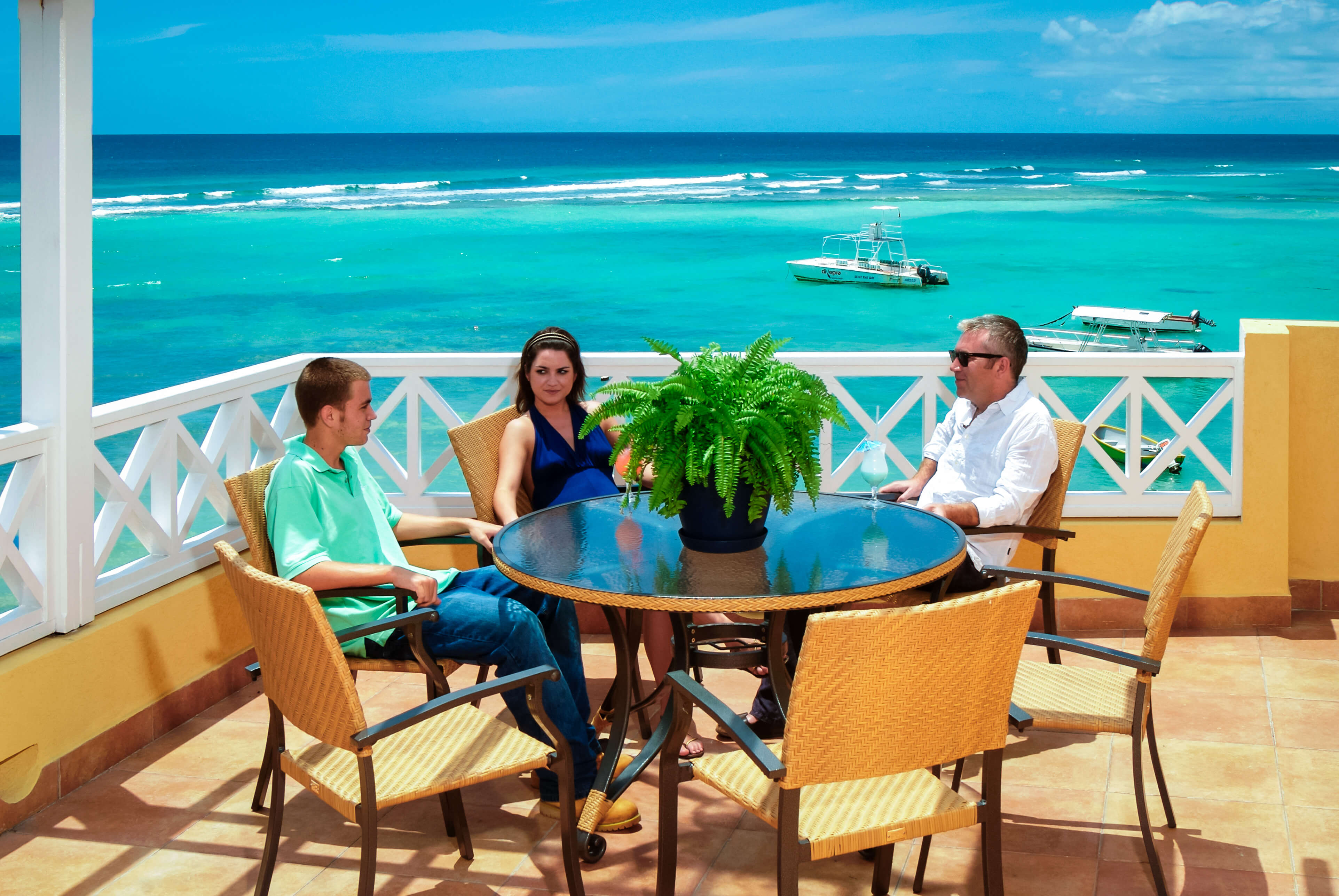 2 Bedroom Suite with Private Rooftop Patio and Seaview | Hotel Yellow ...
